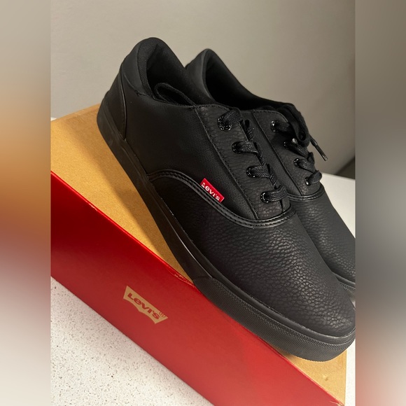 Levi's | Shoes | Euc Mens All Black Levi Shoes | Poshmark